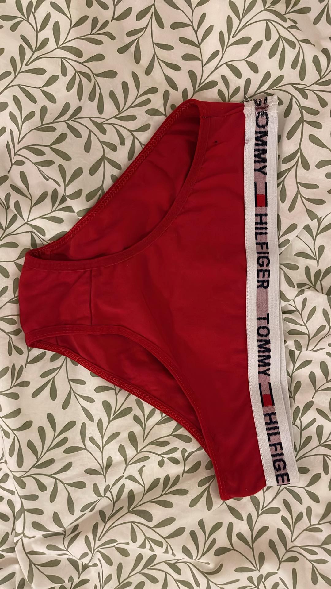 Rød trusse 😻 - Brugtetrusser.dk